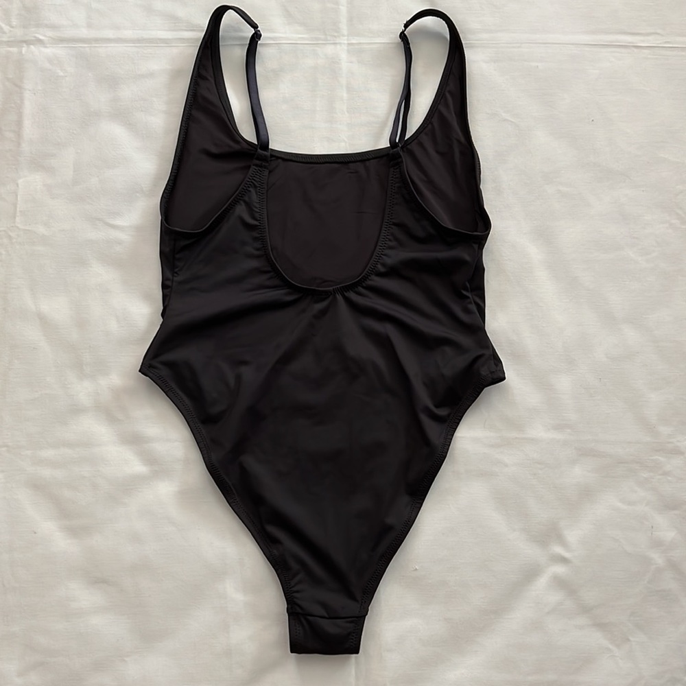Skims Swim Scoop Neck One Piece Gem